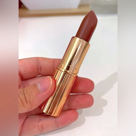 Charlotte Tilbury | Makeup | Charlotte Tilbury Matte Revolution ...